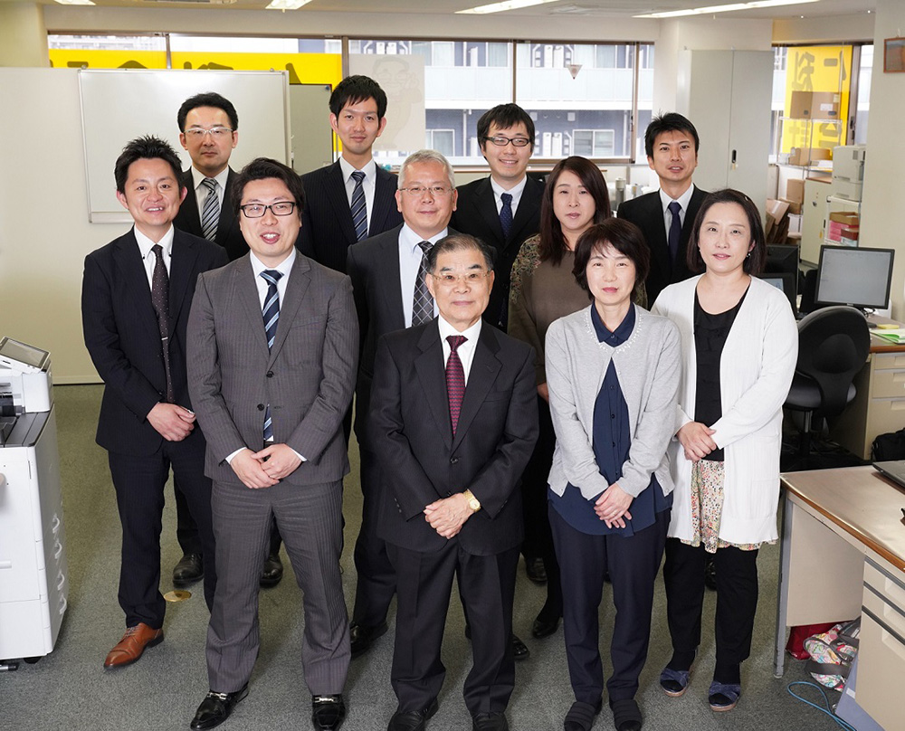 staff121 | 顧問税理士変更.com | 税理士を変更したいと考えるときに知っておくべき知識